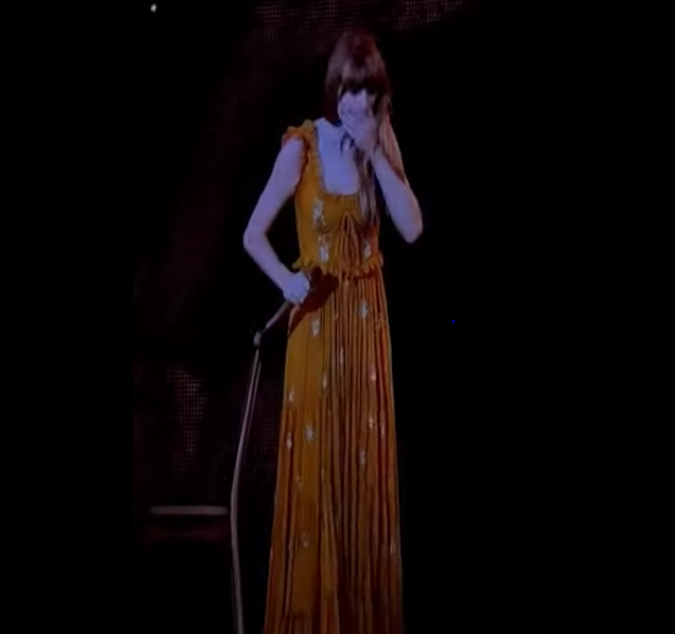 Taylor Swift Says She 'Swallowed a Bug' by Accident During Chicago Eras ...