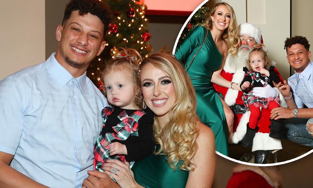 Patrick Mahomes looks more excited to meet Santa Claus than his two ...