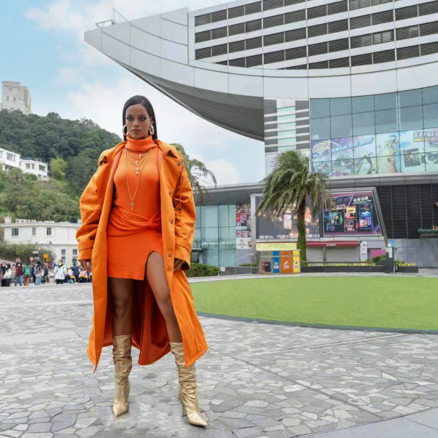 Fashion icon Rihanna with her strong steps exudes a world-class fashion aura - News