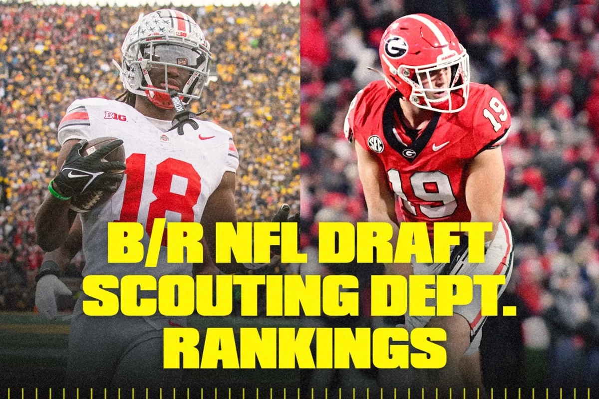 Video: Logan Paul, Chiefs' Patrick Mahomes, Swap Super Bowl Ring for ...