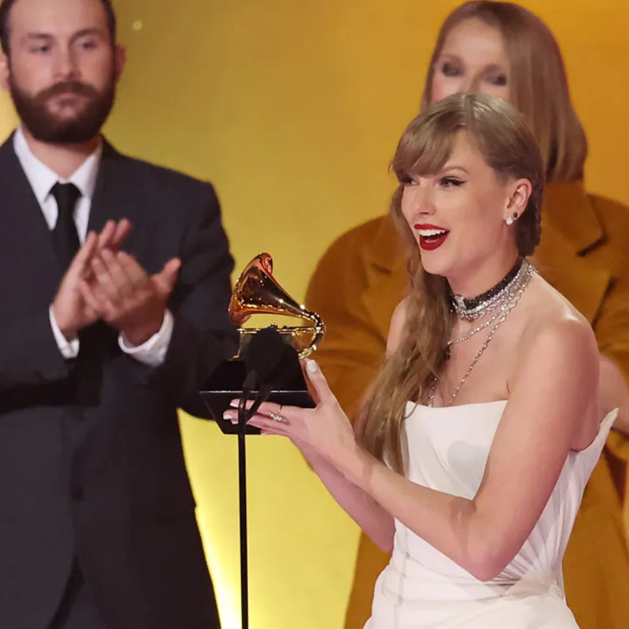 Taylor Swift Makes Grammys History With Fourth Album of the Year Win - News