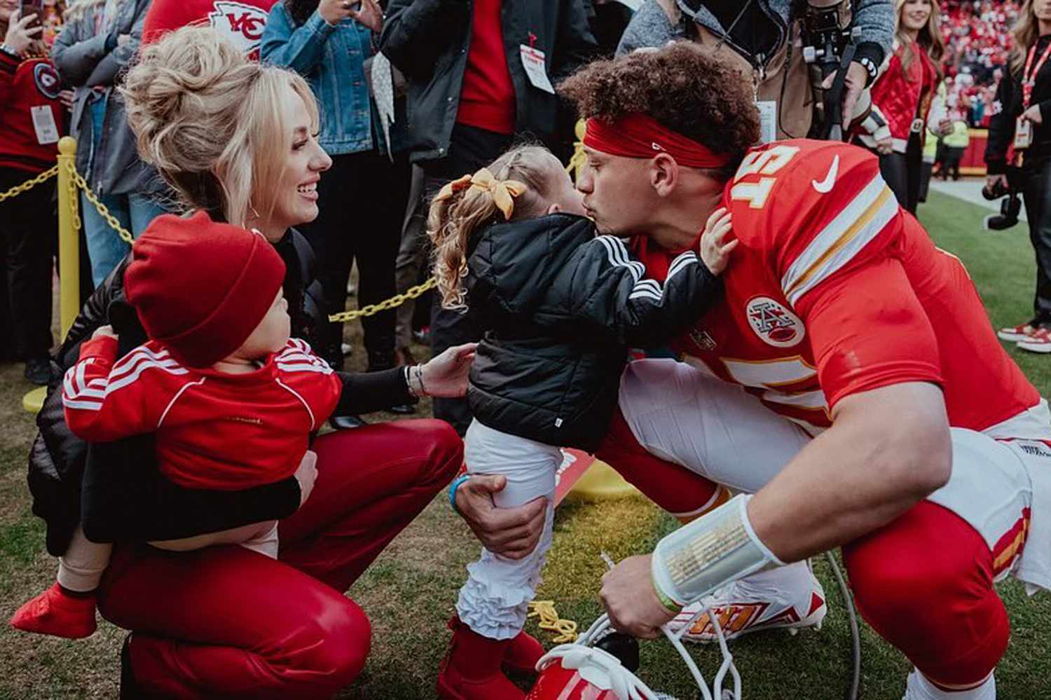 Brittany Mahomes Crowns Patrick “King” After Super Bowl Triumph ...