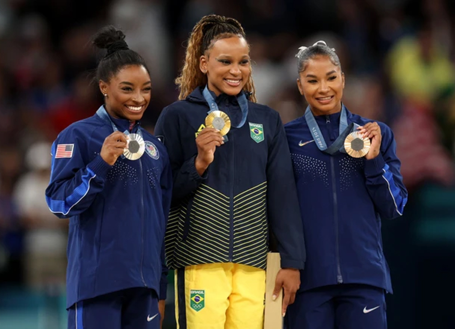 Extremely meaningful photo attracts 37 million views on Olympic ...