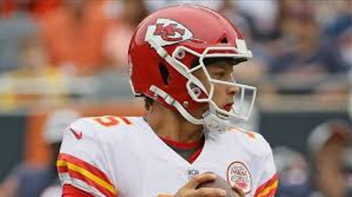 HOT NEWS: Former NFL star hints at Patrick Mahomes being 'weird but ...