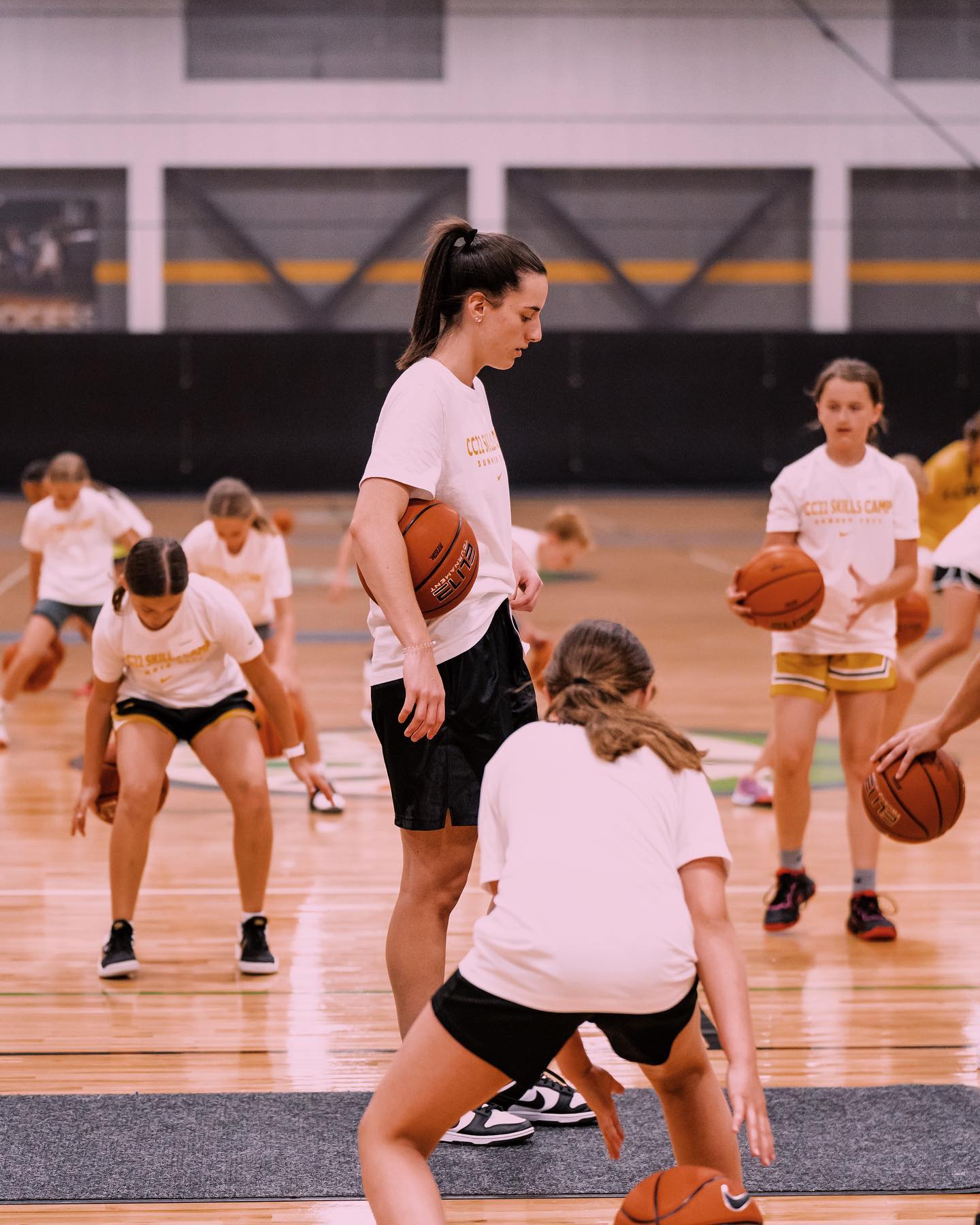 HOT NEWS: Caitlin Clark's shocking six-word challenge to Christie Sides said a lot and sent the ...