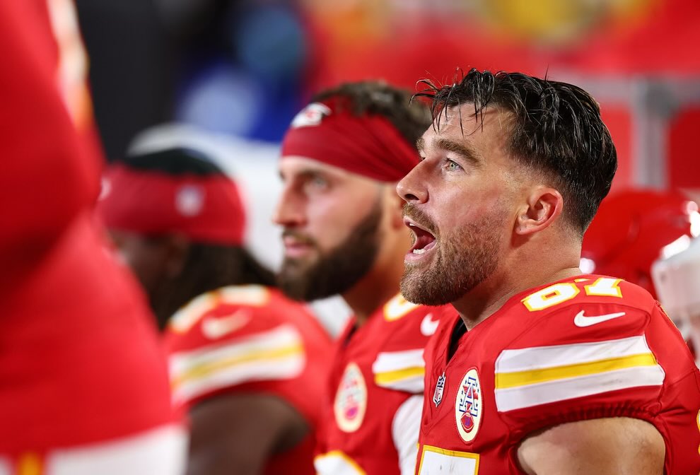 VIDEO: Hot Mic Catches Travis Kelce's Shockingly Bizarre Message to Brock Bowers on Tight End ...