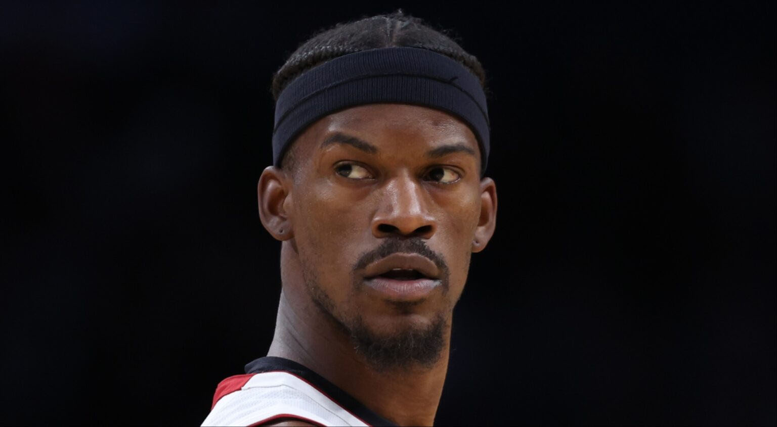 SHOCK: Jimmy Butler makes NBA fans cry when he reveals that his father ...